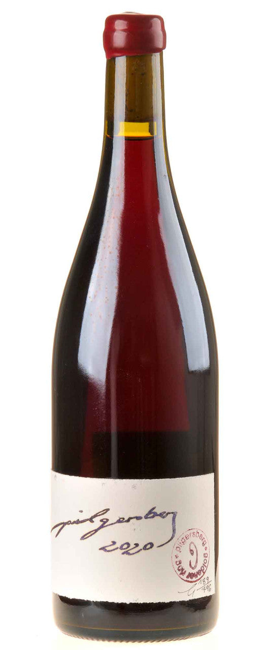 Goldener Ring - Kai Müller Pinot Noir Auf dem Pilgersberg 2022 white ...